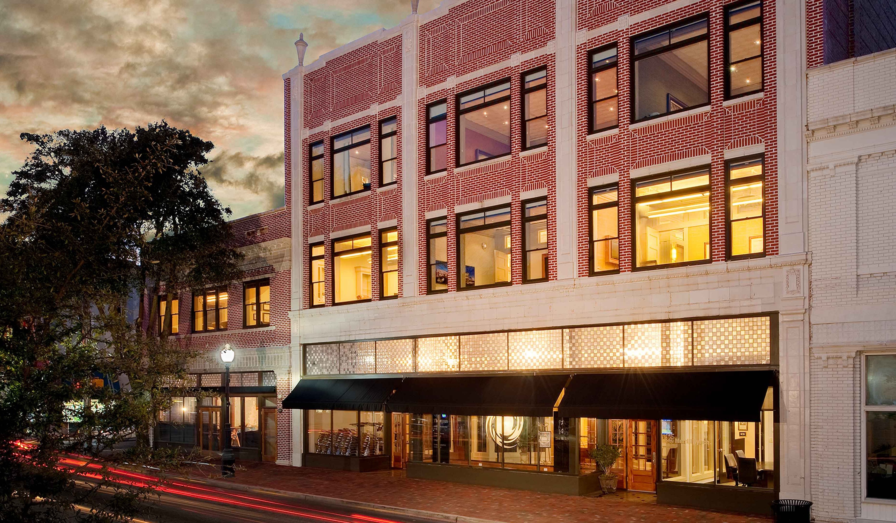 Contact Us | Thompson Construction